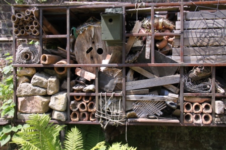 Homes for Insects - Country Garden UK